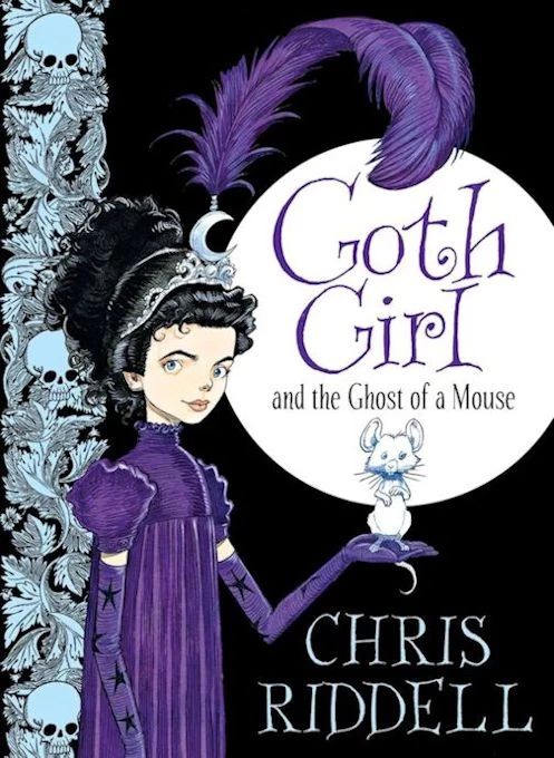 Goth Girl and the Ghost of a Mouse by Chris Riddell